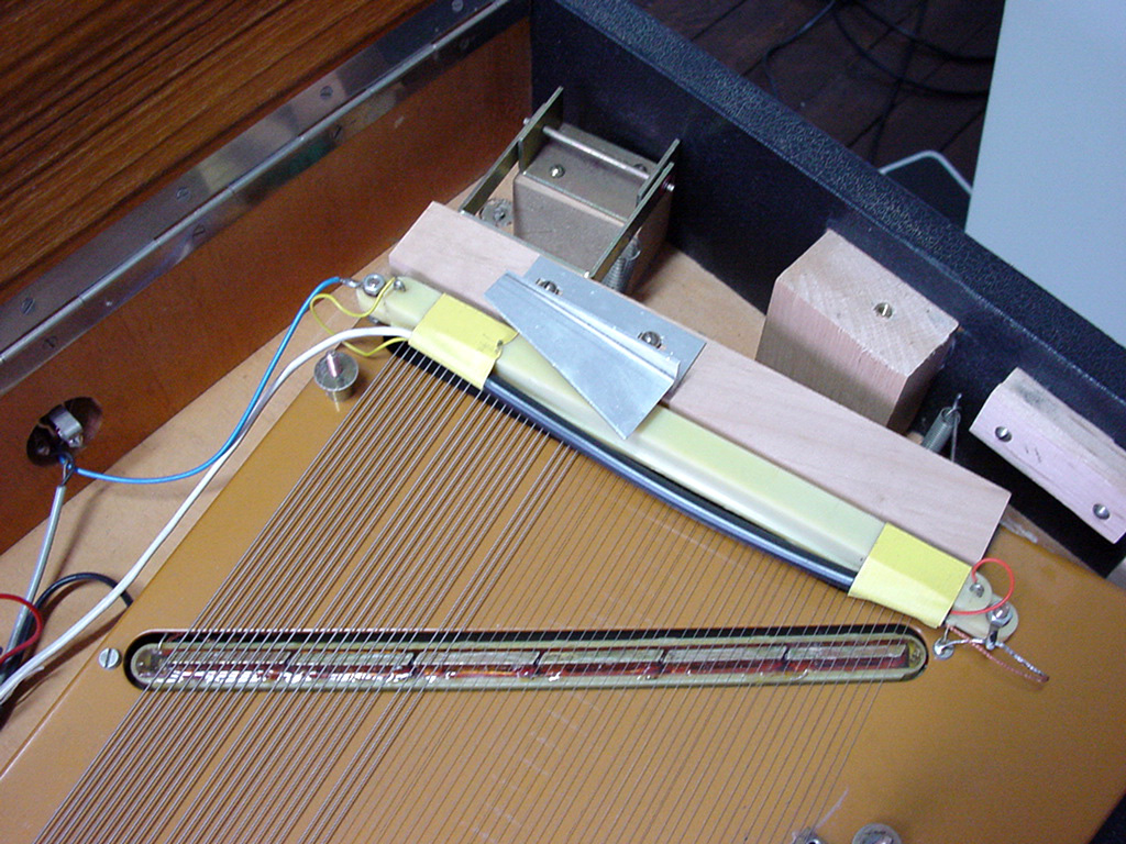 Hohner Clavinet D6 – Out Of Phase