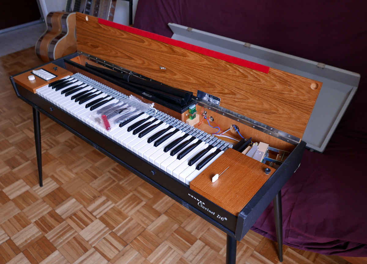 Hohner Clavinet D6 – Out Of Phase