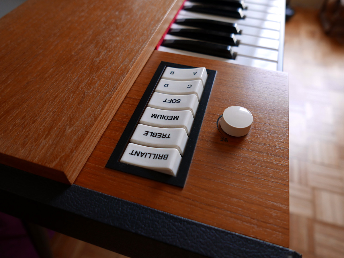 Hohner Clavinet D6 – Out Of Phase