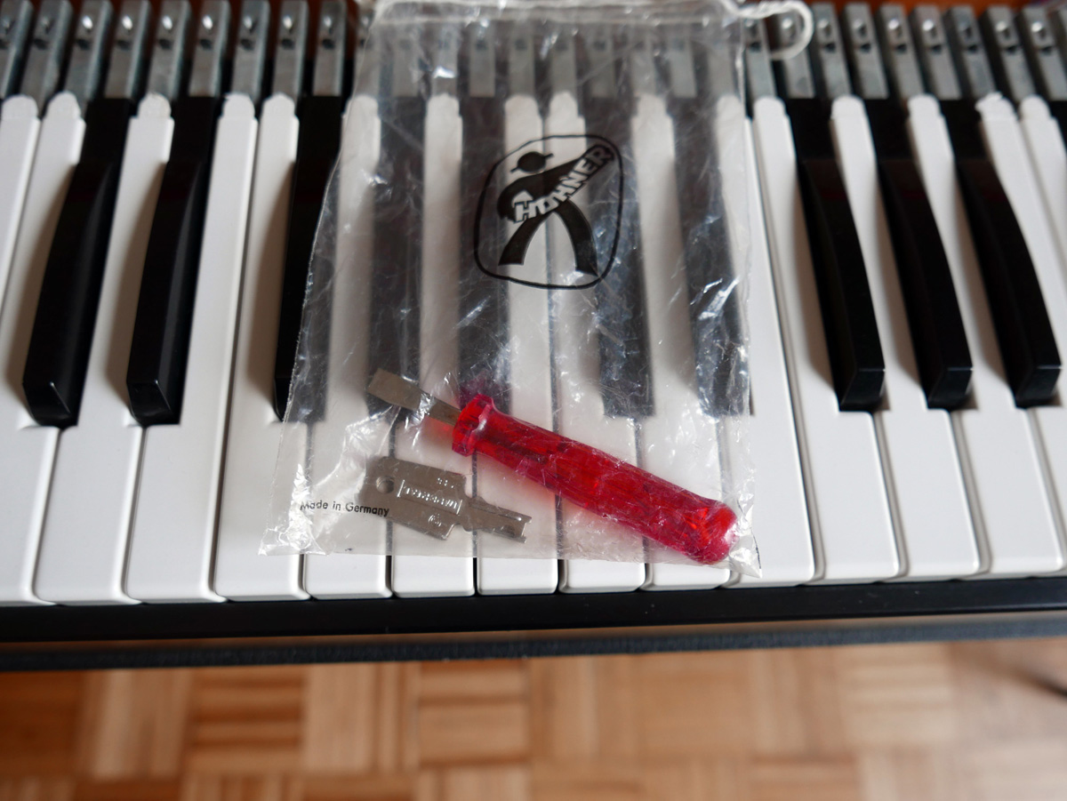 Hohner Clavinet D6 – Out Of Phase