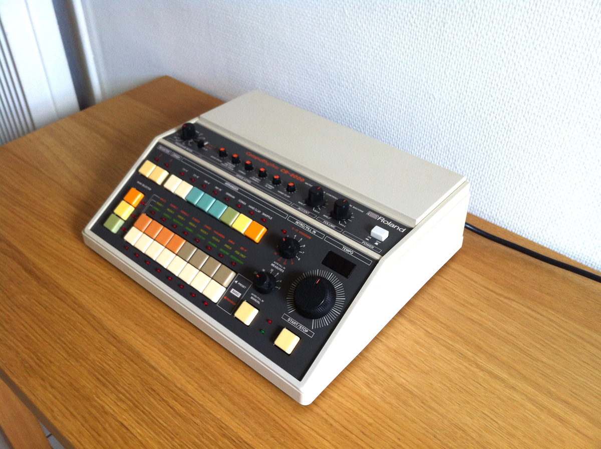 Roland CR-8000 – Out Of Phase