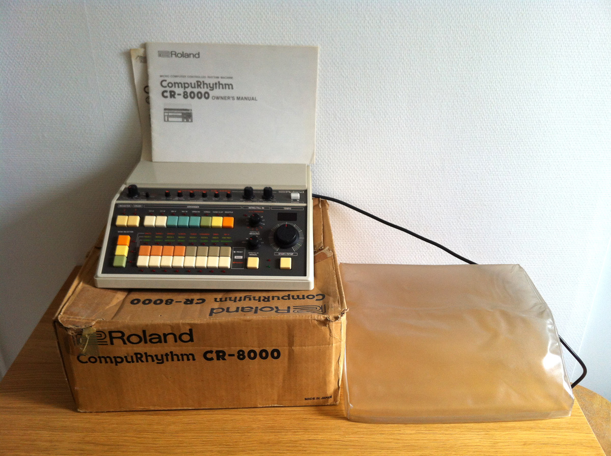 Roland CR-8000 – Out Of Phase