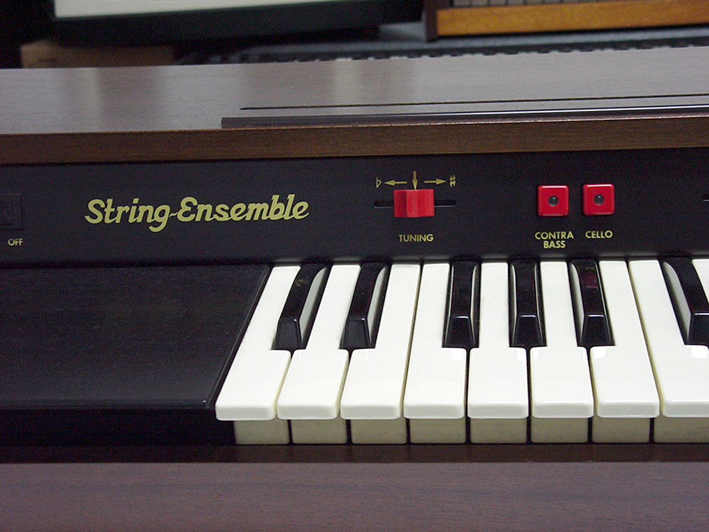 Eminent Solina – Out Of Phase