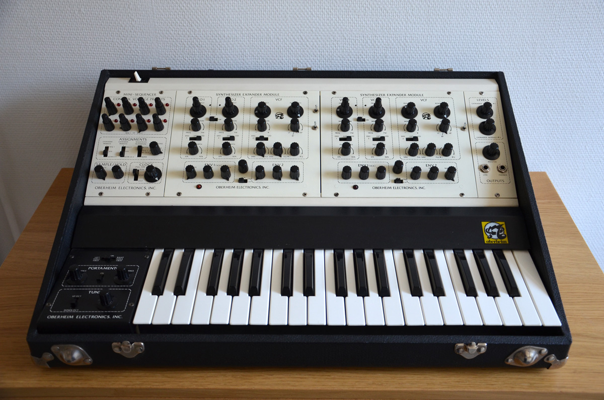 Oberheim 2 Voice TVS-1A – Out Of Phase
