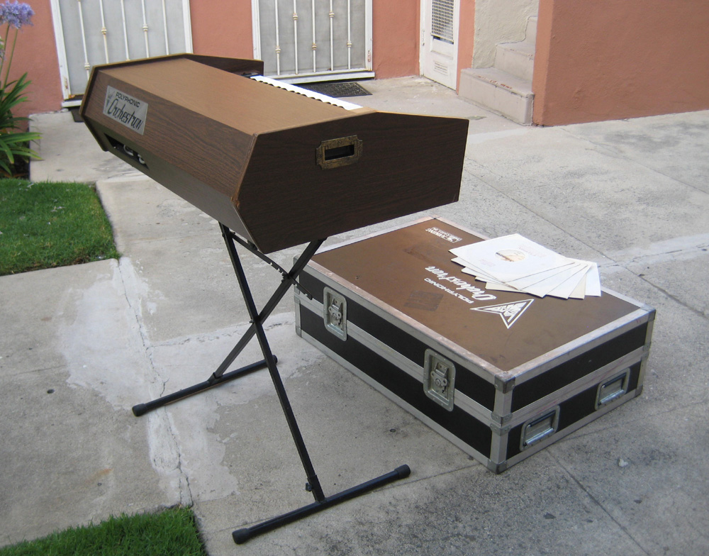 Orchestron – Out Of Phase