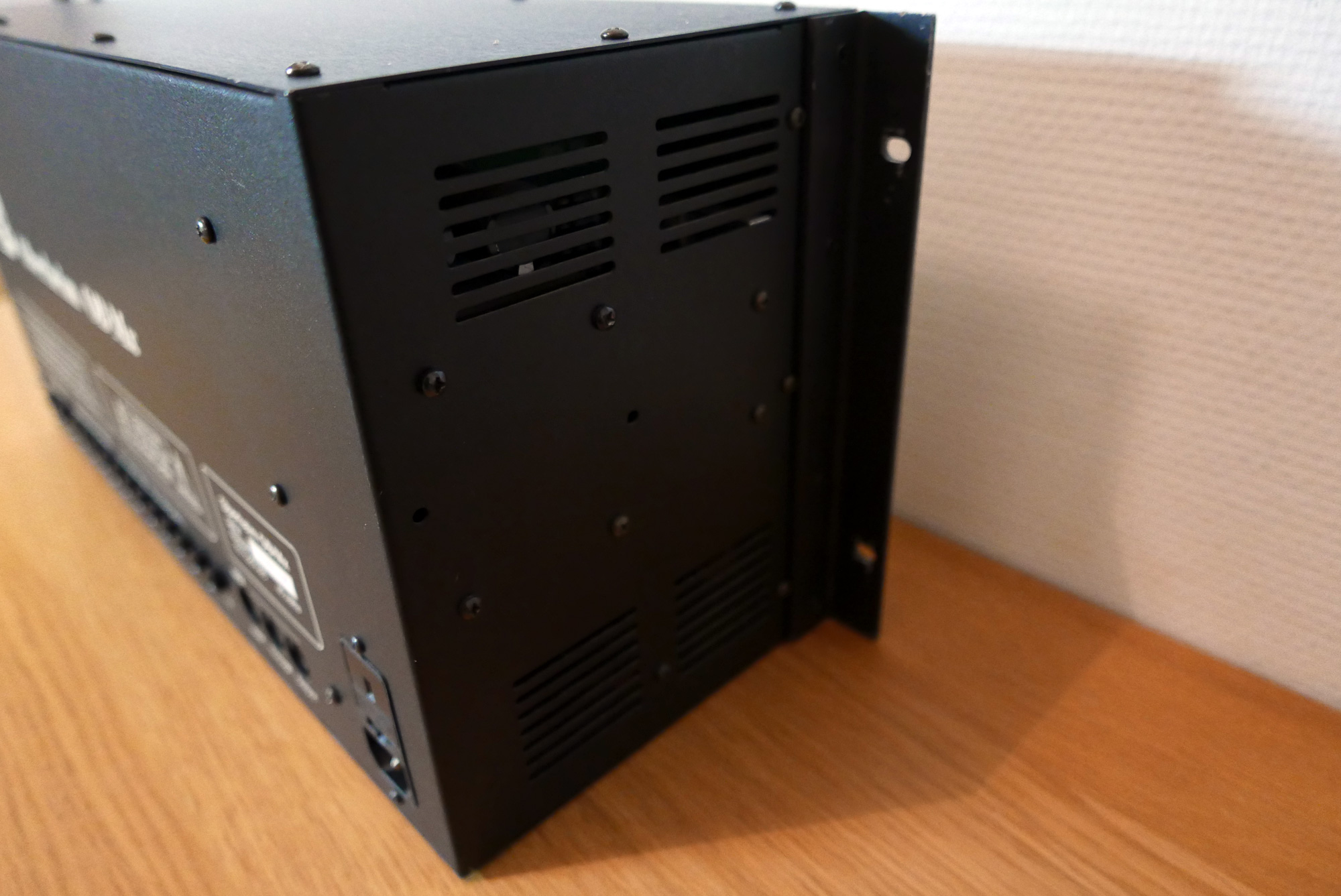 Oberheim OB-Mx – Out Of Phase