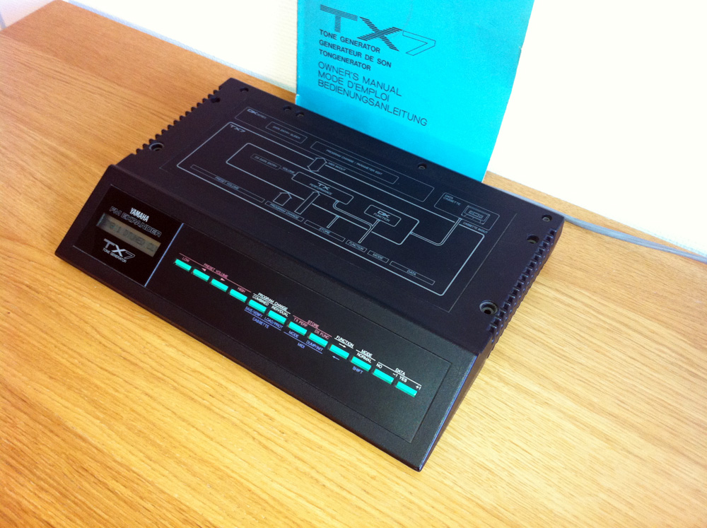 Yamaha TX7 – Out Of Phase