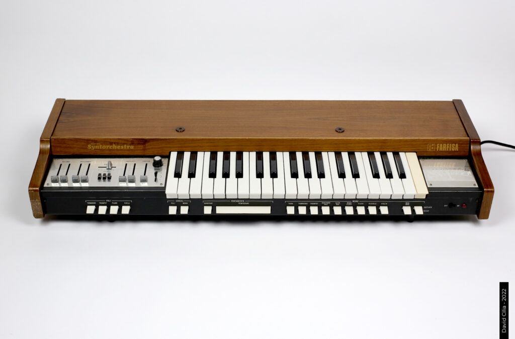 Farfisa Syntorchestra – Out Of Phase