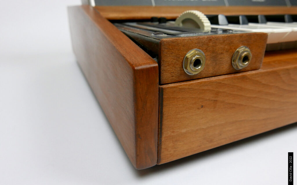 Minimoog – Out Of Phase